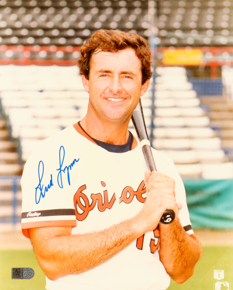 Fred Lynn Signed Red Sox 8x10 Photo (AIV) | Pristine Auction