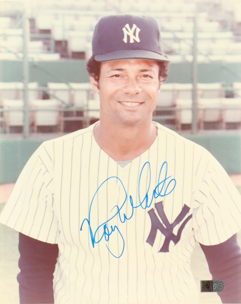 Roy White Signed Yankees 8x10 Photo (AIV) | Pristine Auction