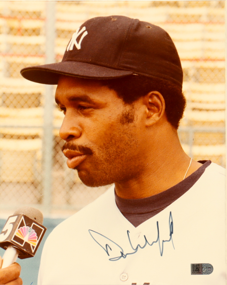 Dave Winfield Signed Yankees 8x10 Photo (AIV) | Pristine Auction