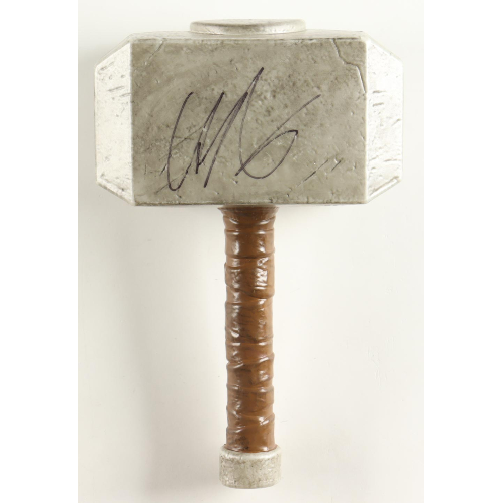 Chris Hemsworth Signed "Thor" Mjolnir Hammer (AutographCOA) | Pristine ...