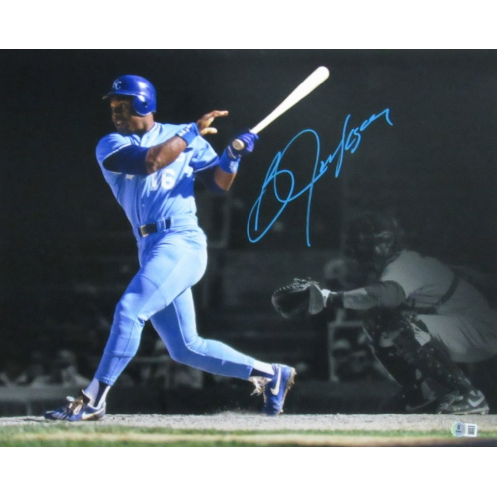 Bo Jackson Signed Royals 16x20 Photo (Beckett) | Pristine Auction