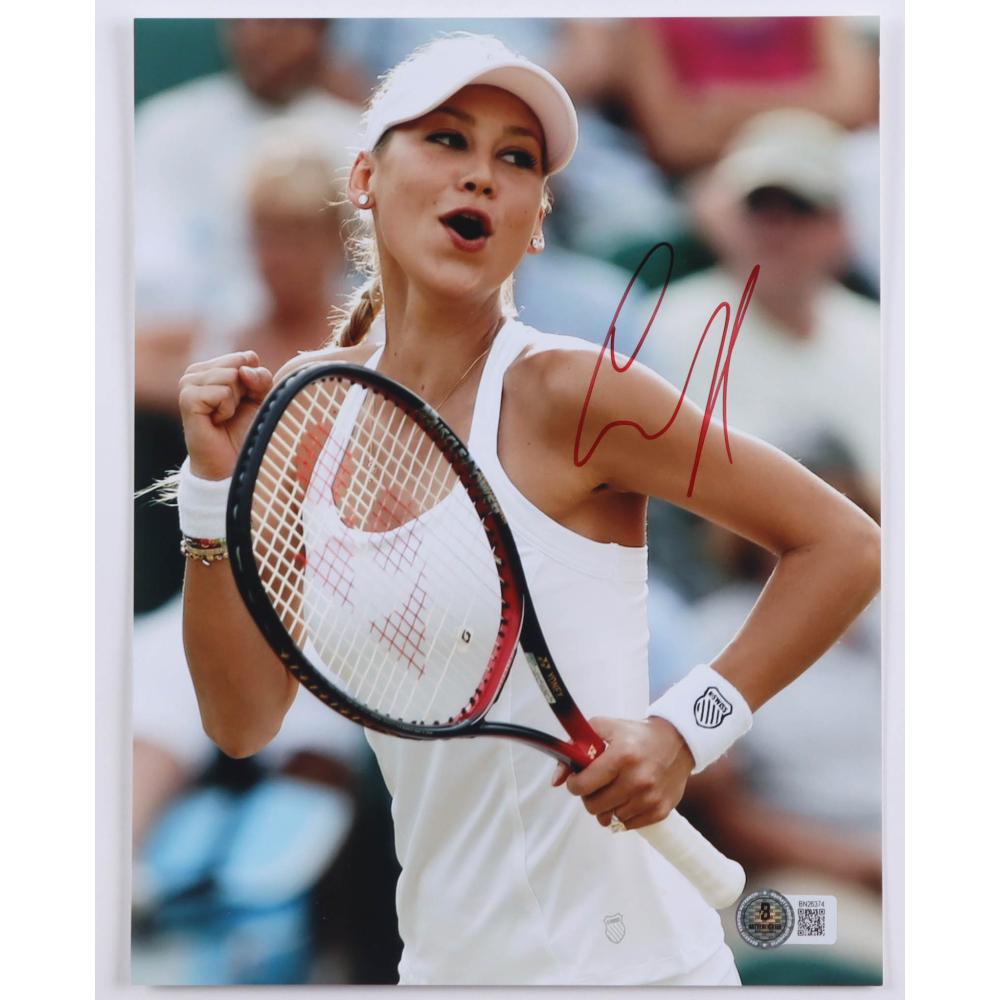Anna Kournikova Signed 8x10 Photo (Beckett) | Pristine Auction
