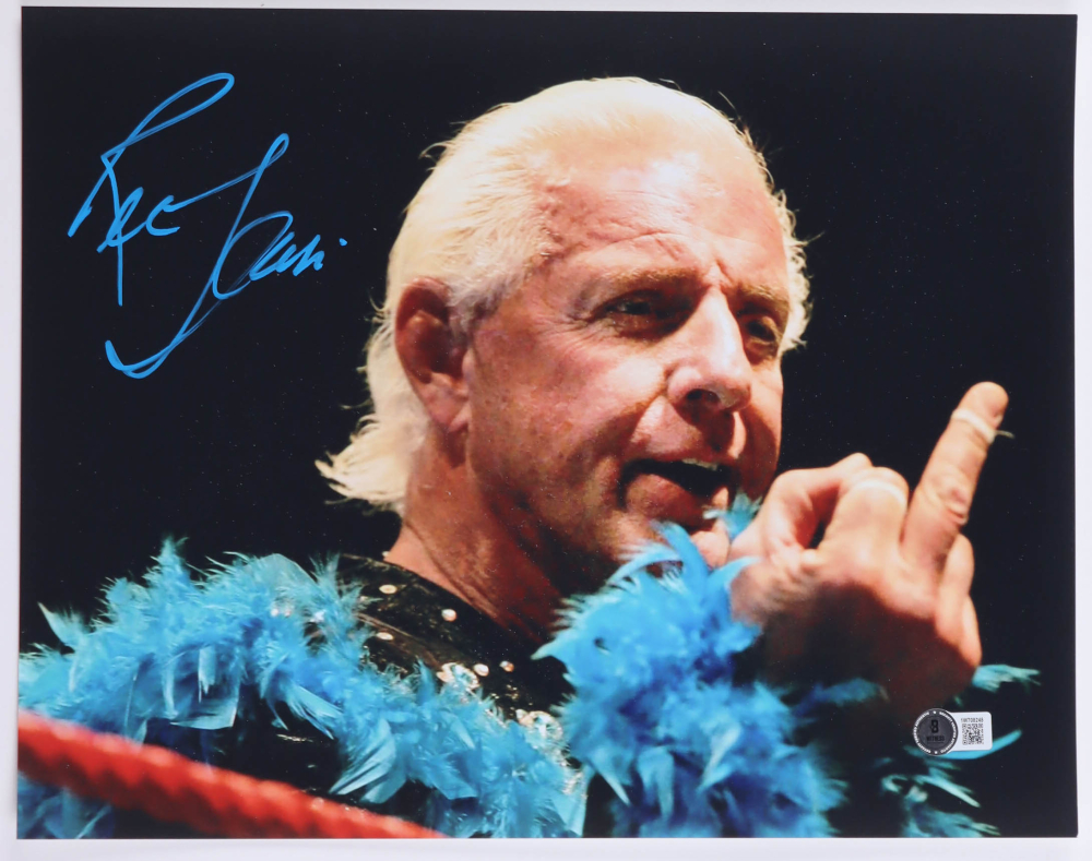 Ric Flair Signed WWE 11x14 Photo (Beckett) | Pristine Auction