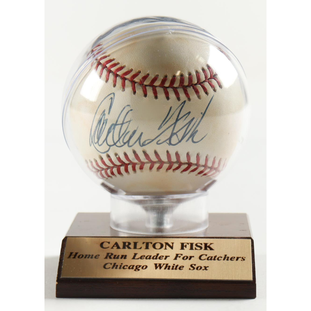 Carlton Fisk Signed OAL Baseball With Display Case (JSA) | Pristine Auction