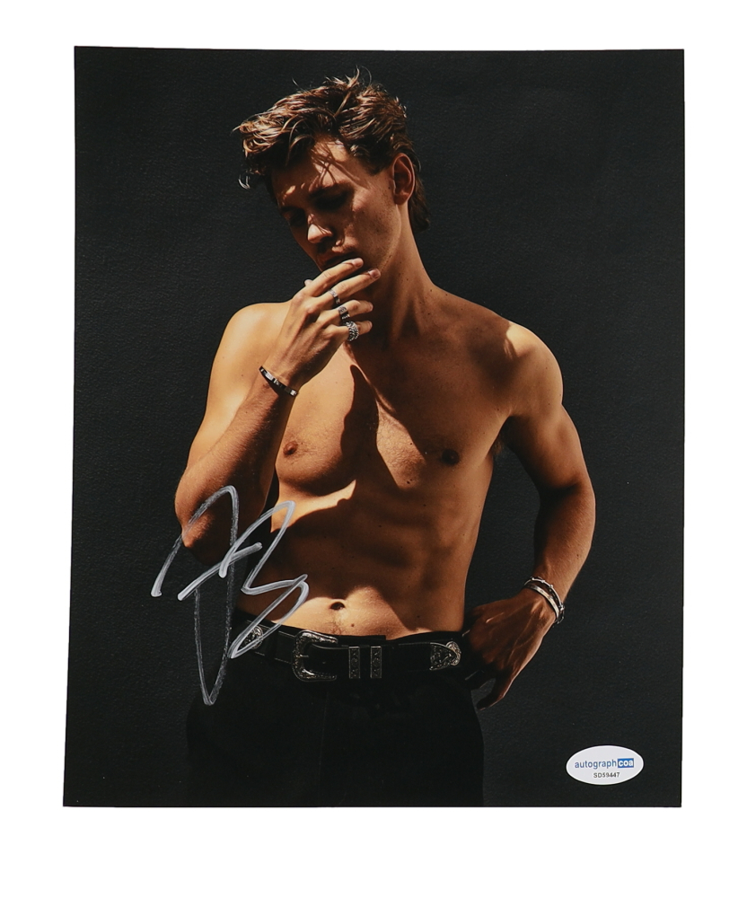 Austin Butler Signed 8x10 Photo (AutographCOA) | Pristine Auction