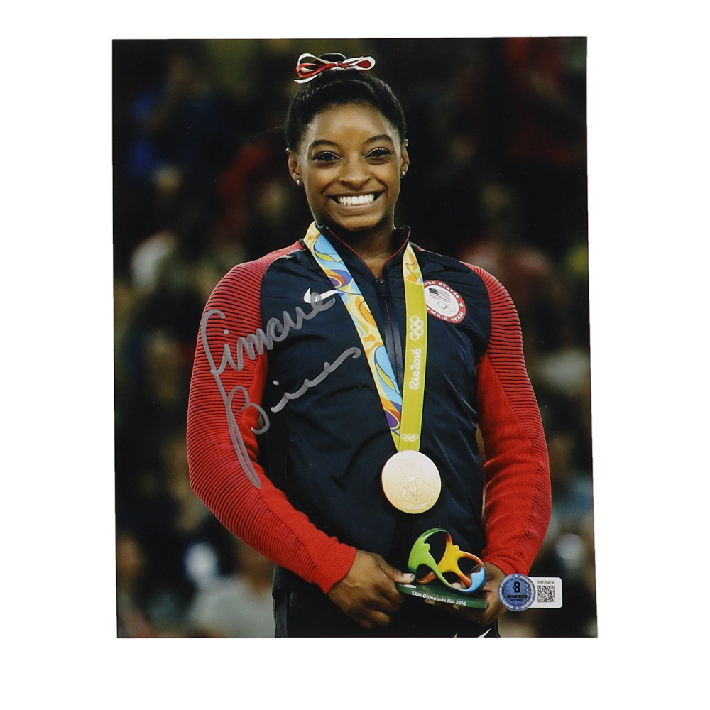 Simone Biles Signed Team USA 8x10 Photo (Beckett) | Pristine Auction