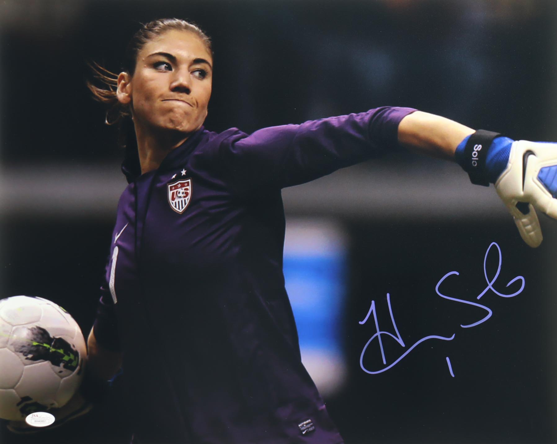 Hope Solo Signed Team USA 16x20 Photo (JSA) | Pristine Auction