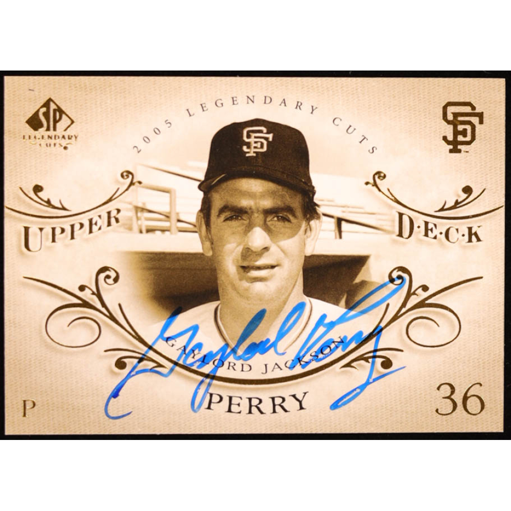 Gaylord Perry Signed 2005 SP Legendary Cuts #29 (Beckett) | Pristine ...