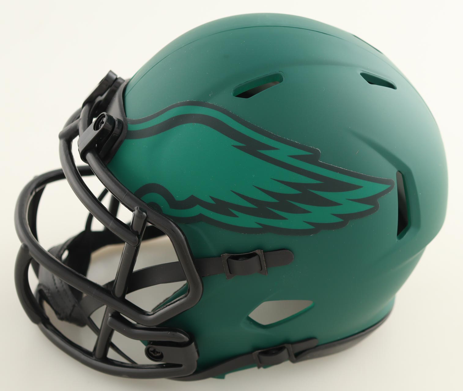 Milton Williams Signed Eagles Rave Alternate Speed Mini Helmet ...