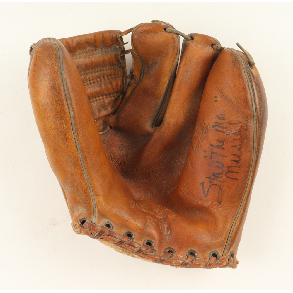 Stan "The Man" Musial Signed "Stan The Man" Baseball Glove (Beckett ...