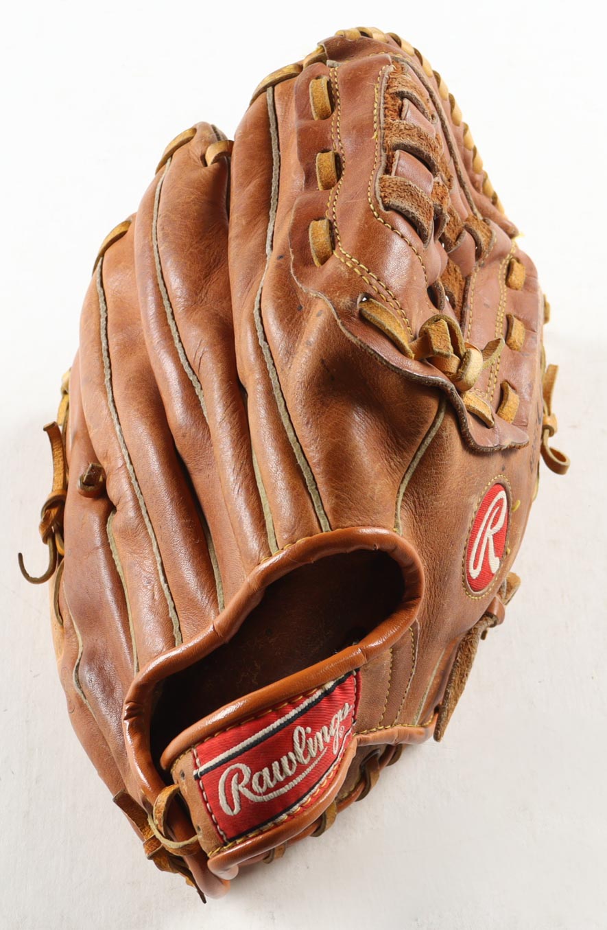 Nolan Ryan Signed Rawlings Baseball Glove with Display Case Inscribed ...