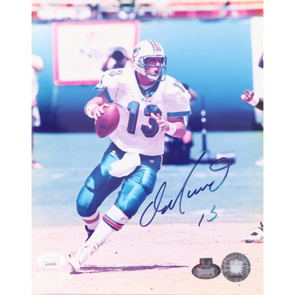 Dan Marino Signed Dolphins 8x10 Photo (JSA) | Pristine Auction