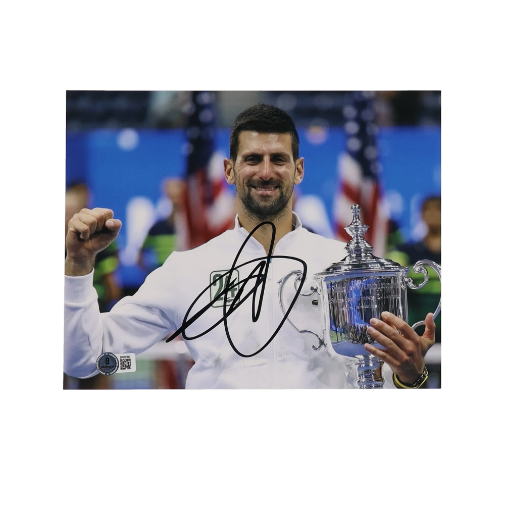 Novak Djokovic Signed 8x10 Photo (Beckett) | Pristine Auction