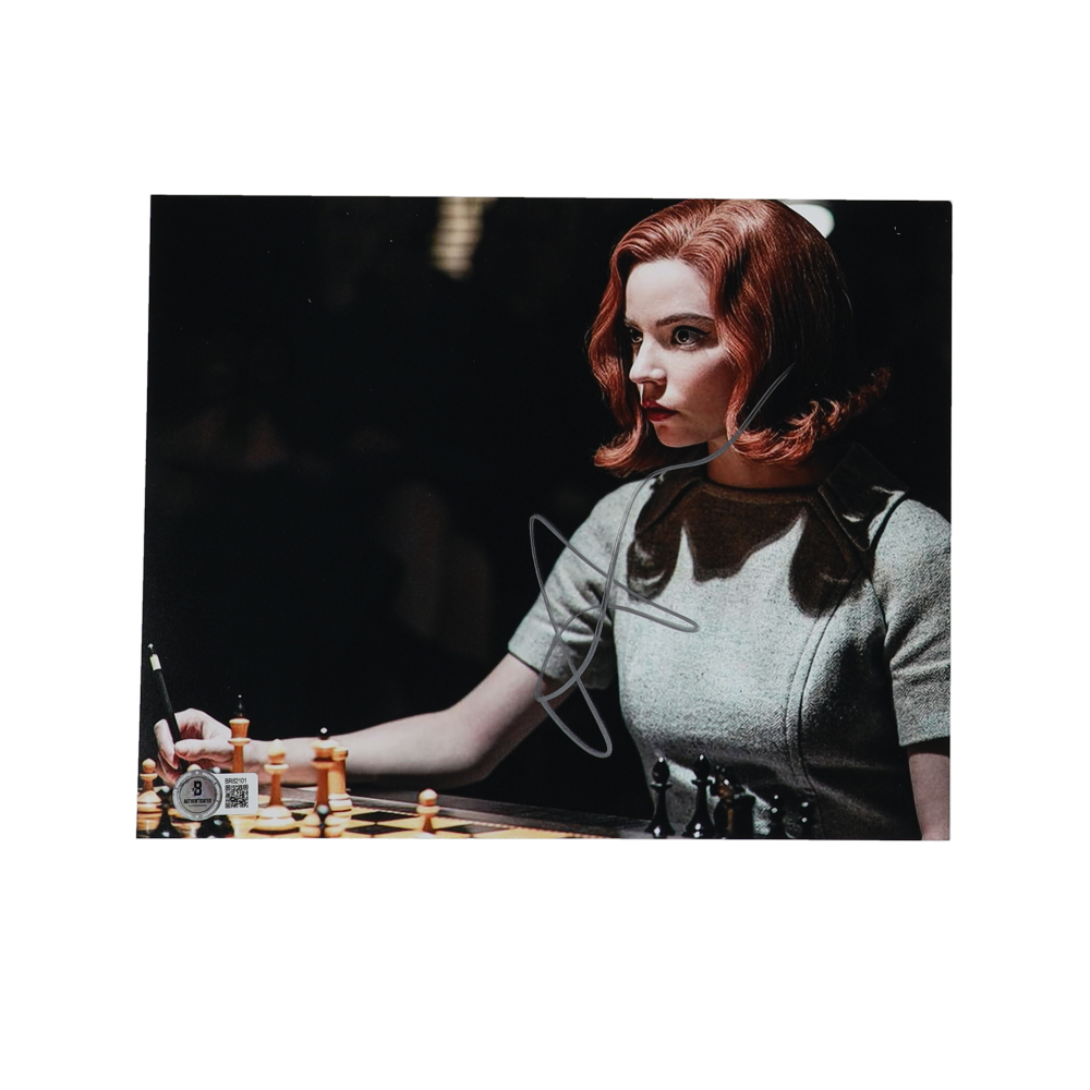Anya Taylor-Joy Signed "The Queens Gambit" 8x10 Photo (Beckett ...