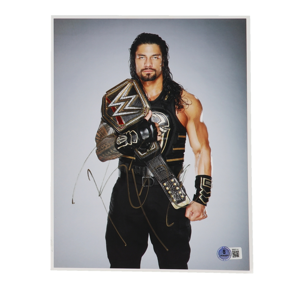 Roman Reigns Signed WWE 8x10 Photo (Beckett) | Pristine Auction