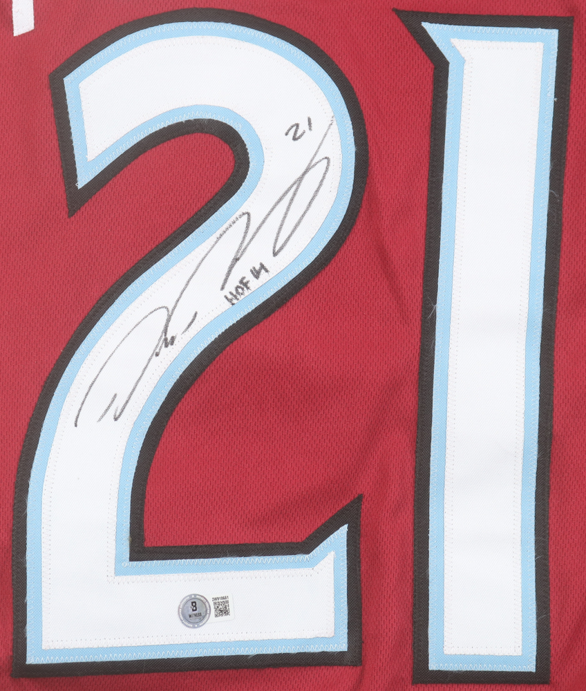 Peter Forsberg Signed Jersey Inscribed "HOF 14" (Beckett) | Pristine ...