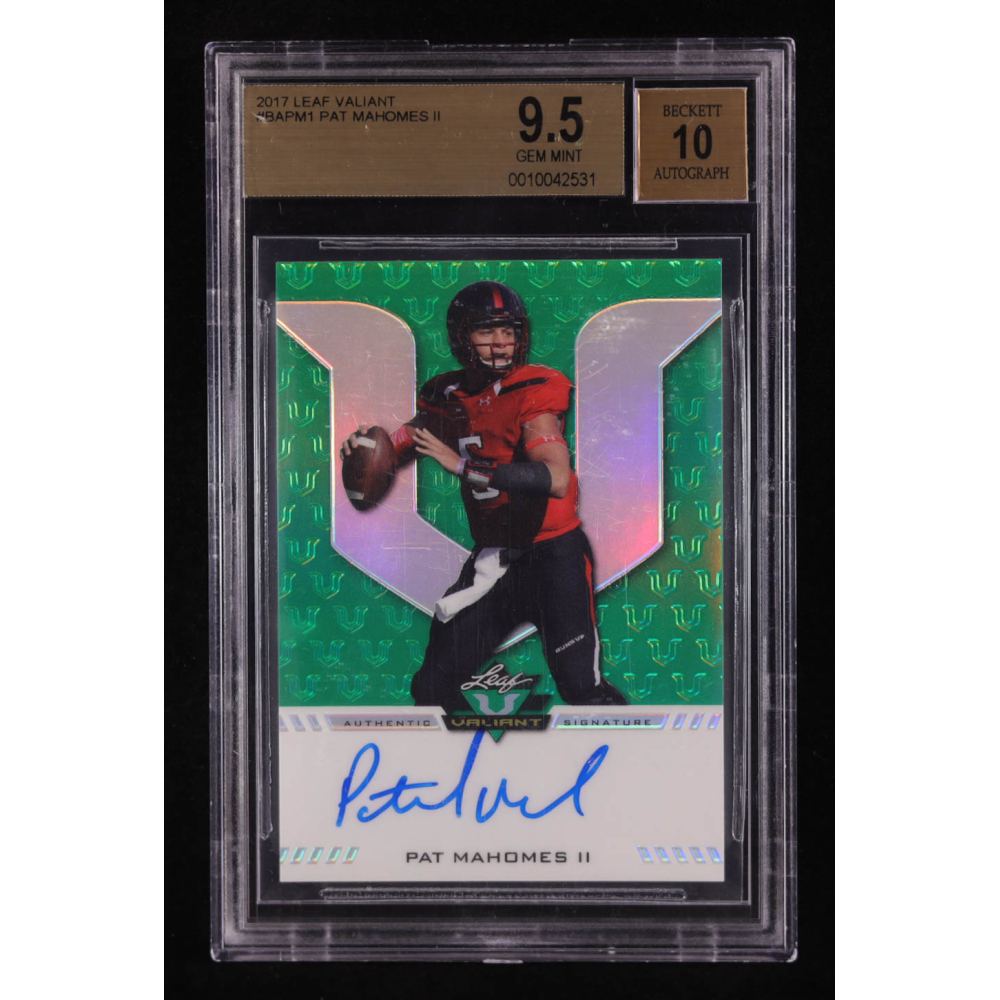 Patrick Mahomes II 2017 Leaf Valiant Signature Green #BAPM1 RC #32/50 ...