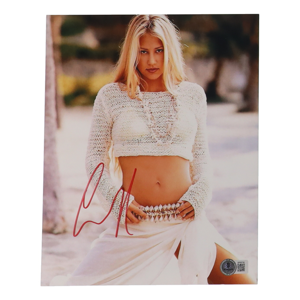 Anna Kournikova Signed 8x10 Photo (Beckett) | Pristine Auction