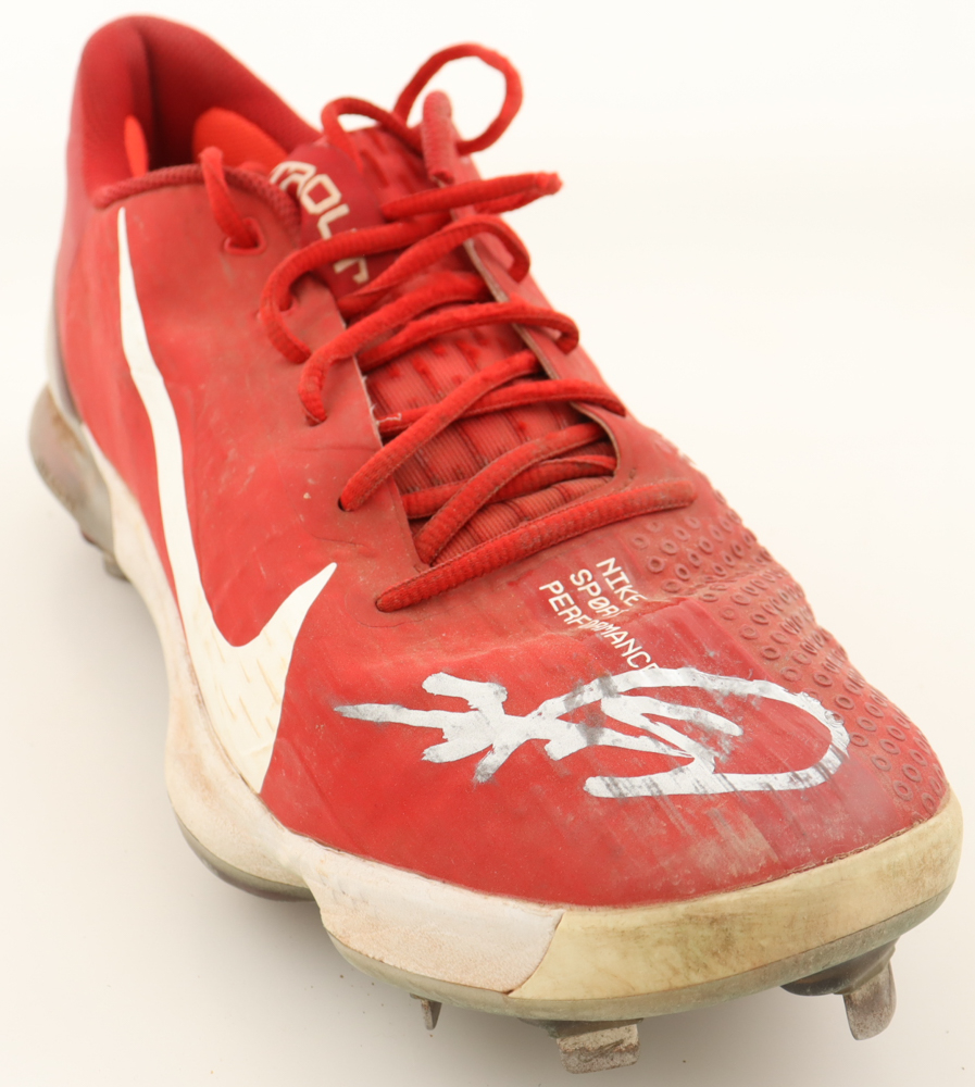 Sammy Sosa Signed Game-Used Nike Baseball Cleat (Beckett) | Pristine ...