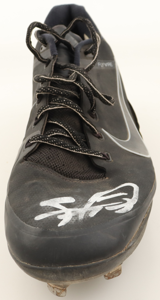 Sammy Sosa Signed Game-Used Nike Baseball Cleat (Beckett) | Pristine ...