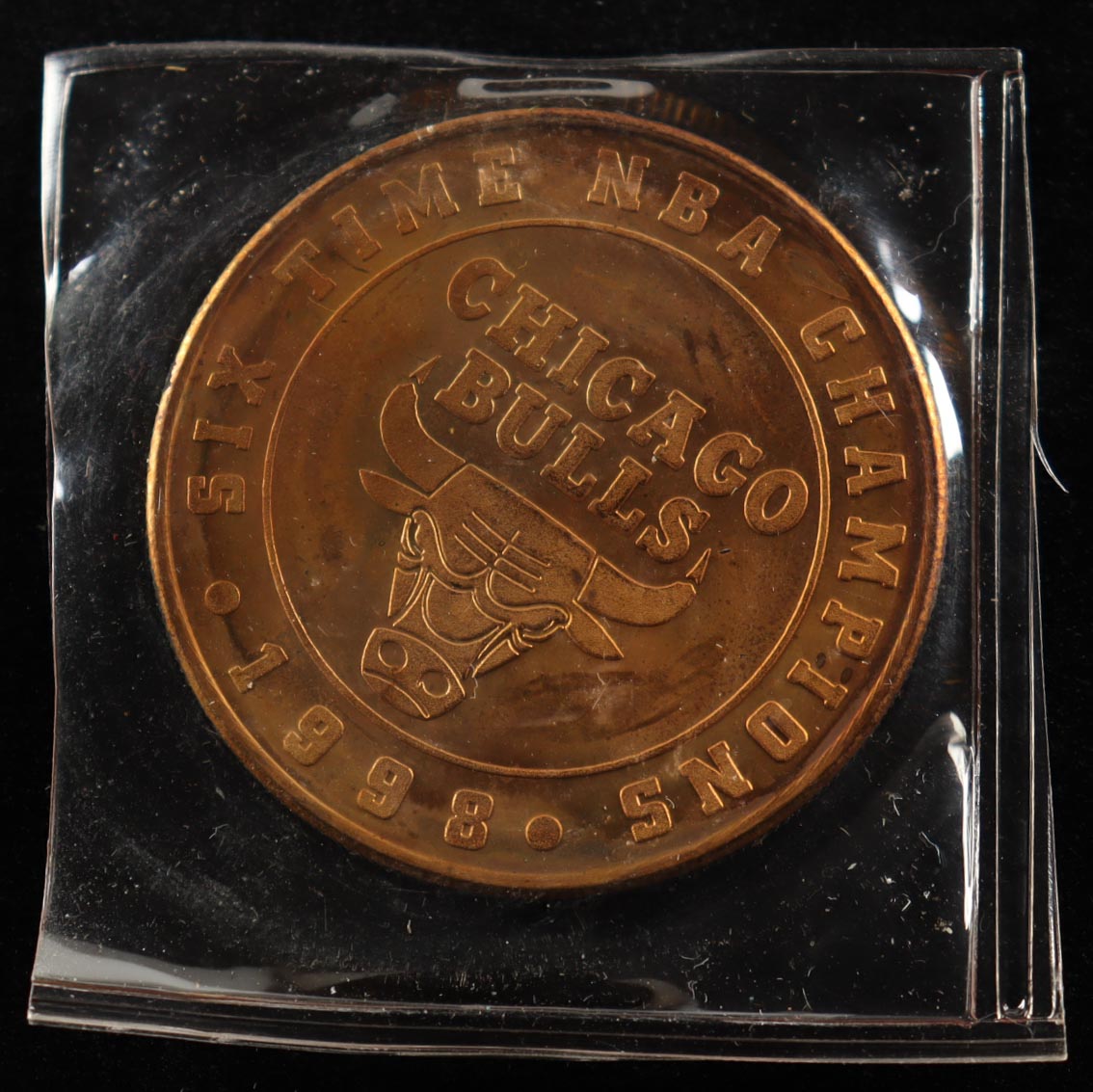 Chicago Bulls Six Time NBA Champions Highland Mint Commemorative Coin ...