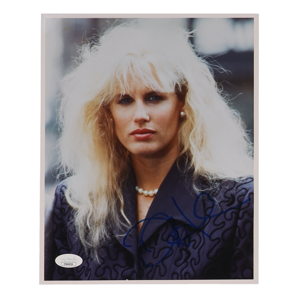 Daryl Hannah Signed 8x10 Photo (JSA) | Pristine Auction