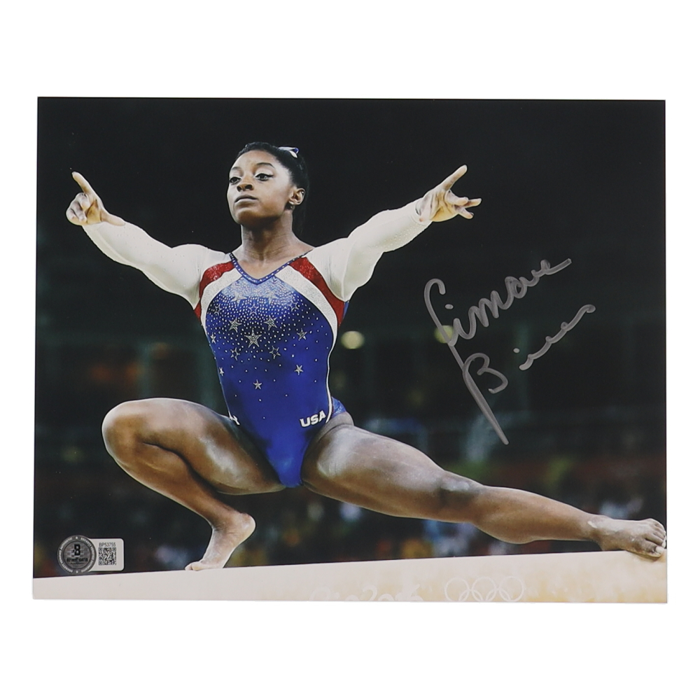 Simone Biles Signed Team USA 8x10 Photo (Beckett) | Pristine Auction