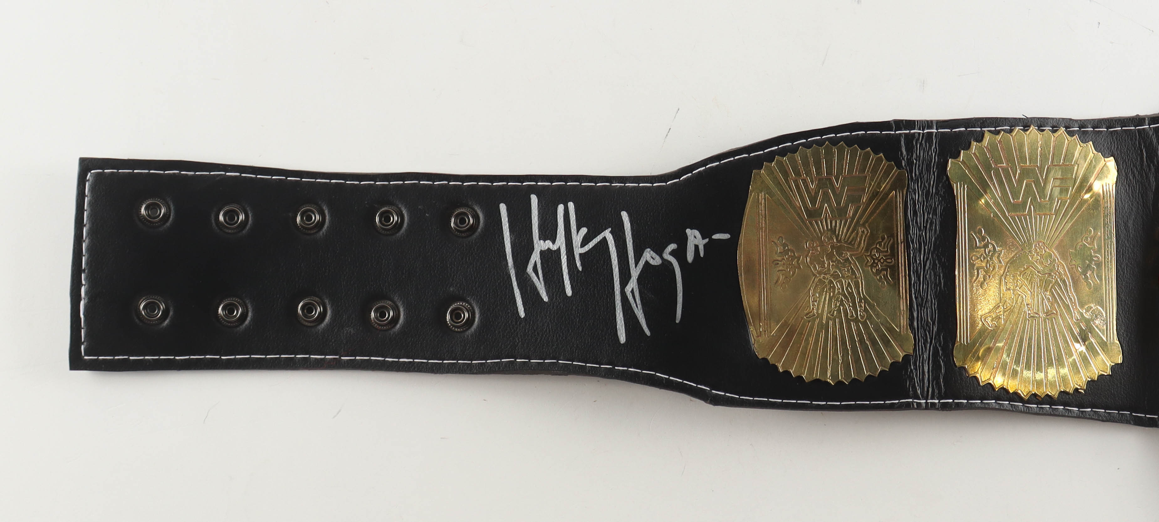 Hulk Hogan Signed WWE World Heavyweight Championship Belt (Beckett ...