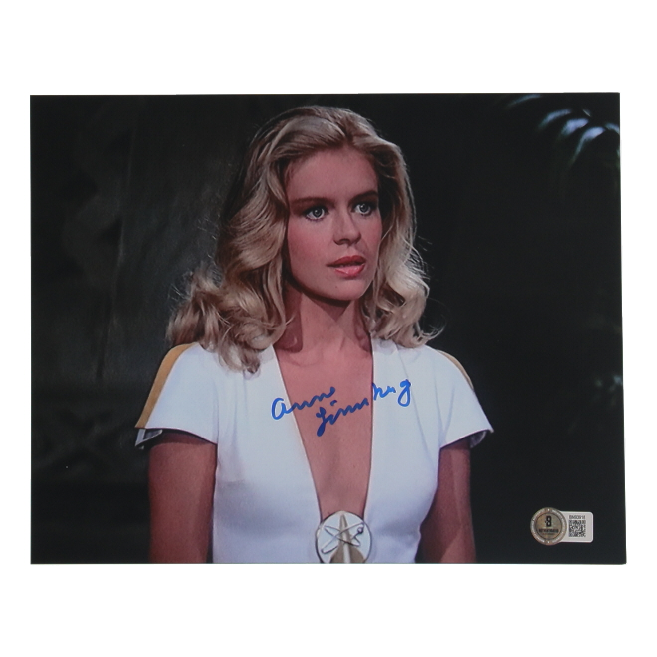 Anne Lonnberg Signed 8x10 Photo (Beckett) | Pristine Auction