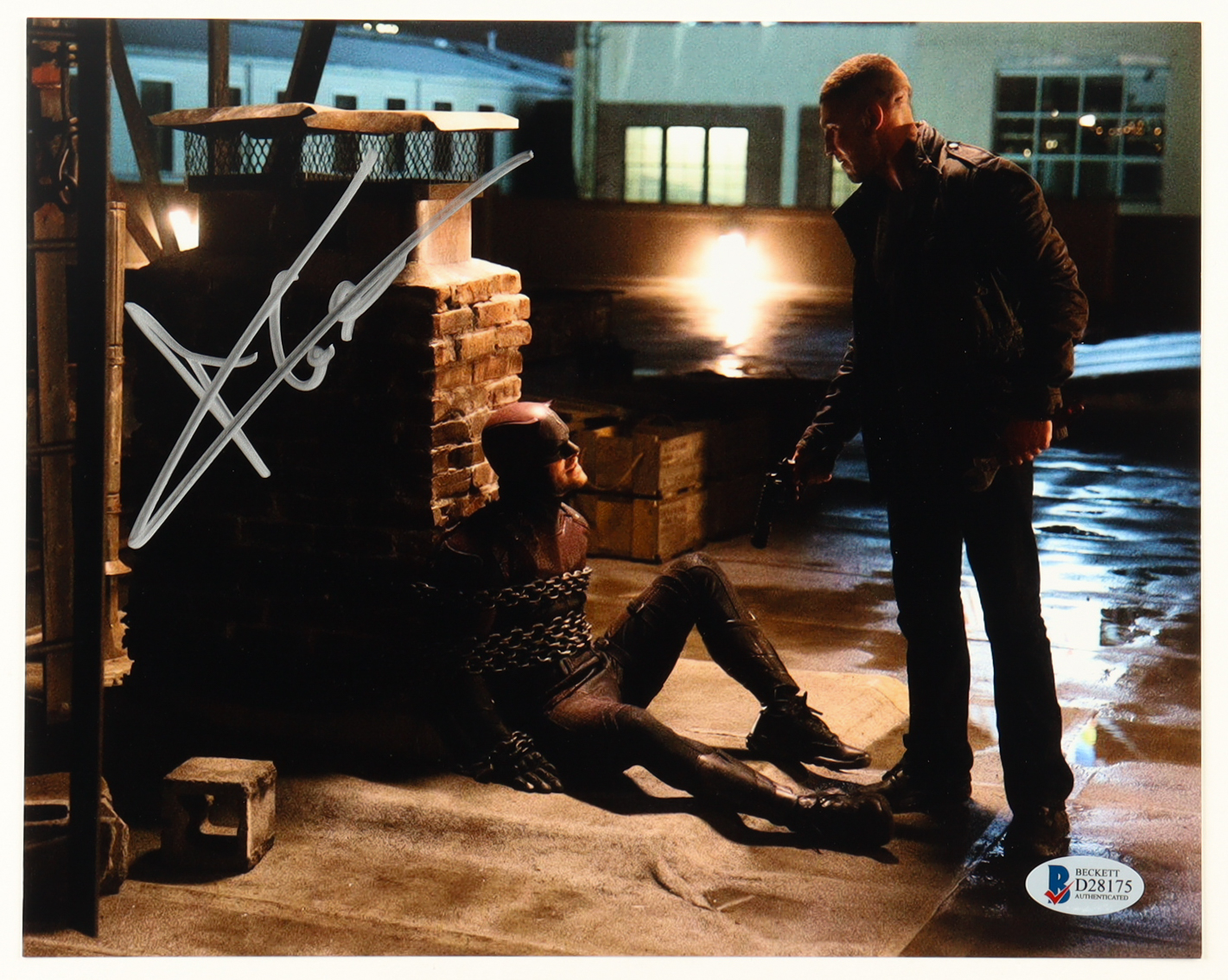 Charlie Cox Signed "Daredevil" 8x10 Photo (Beckett) | Pristine Auction