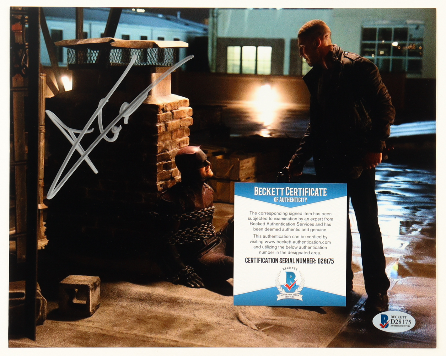 Charlie Cox Signed "Daredevil" 8x10 Photo (Beckett) | Pristine Auction