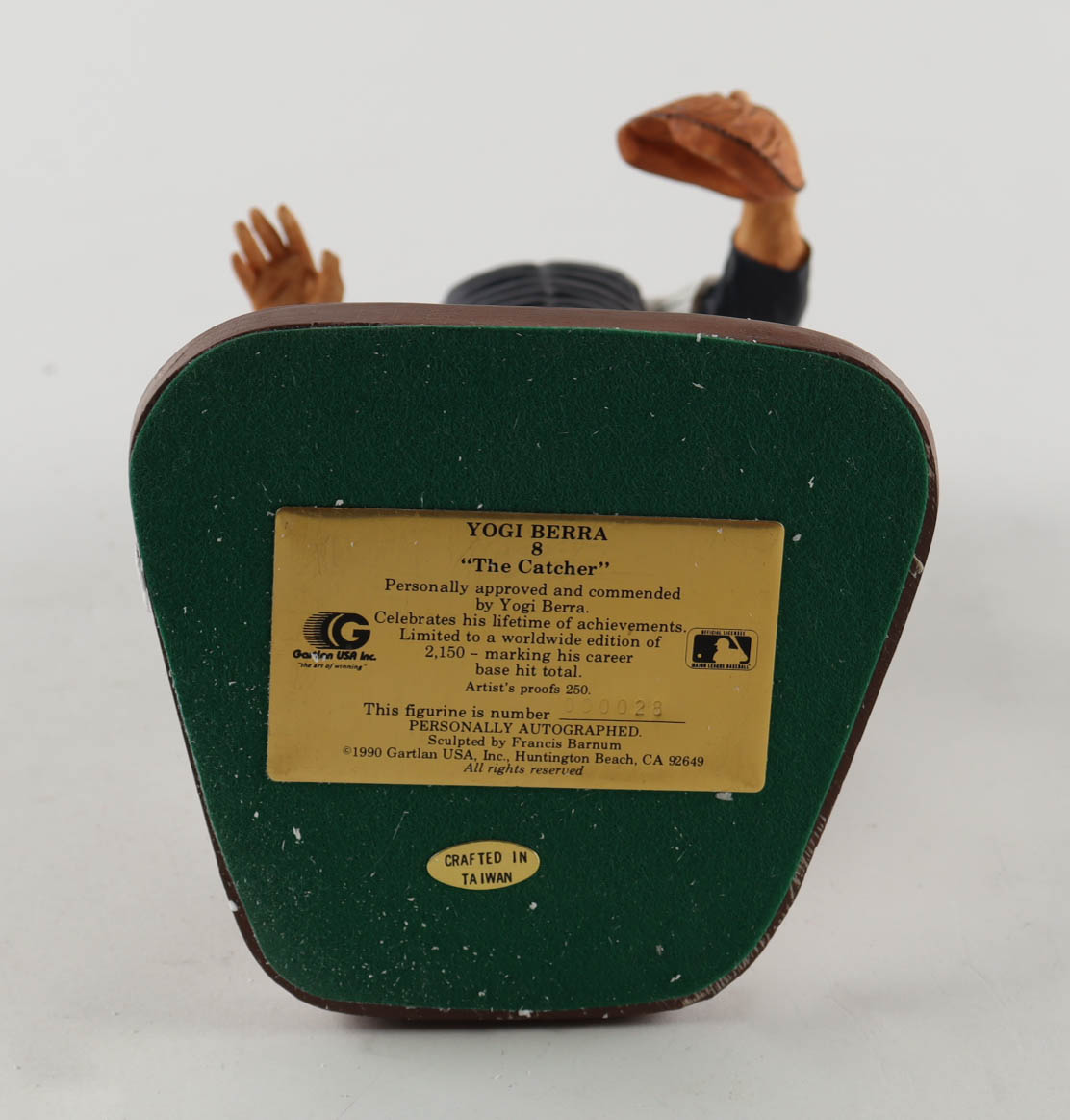 Yogi Berra Signed LE 1990 "The Catcher" Yankees 9" Gartlan Figurine ...