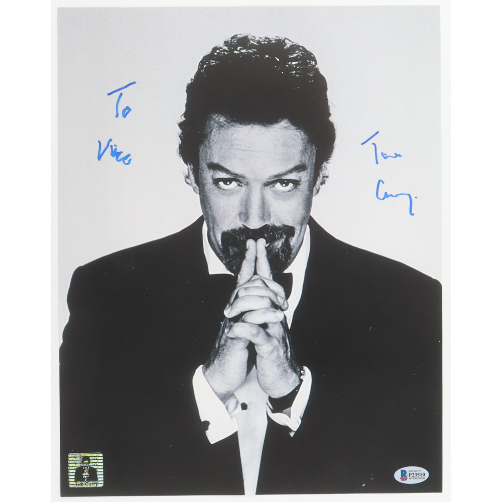 Tim Curry Signed 11x14 Photo (Beckett) | Pristine Auction