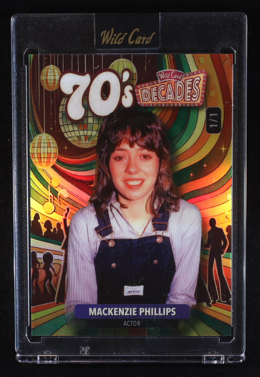 Mackenzie Phillips 2024 Wild Card Decades 1 Holiday Release Green # ...