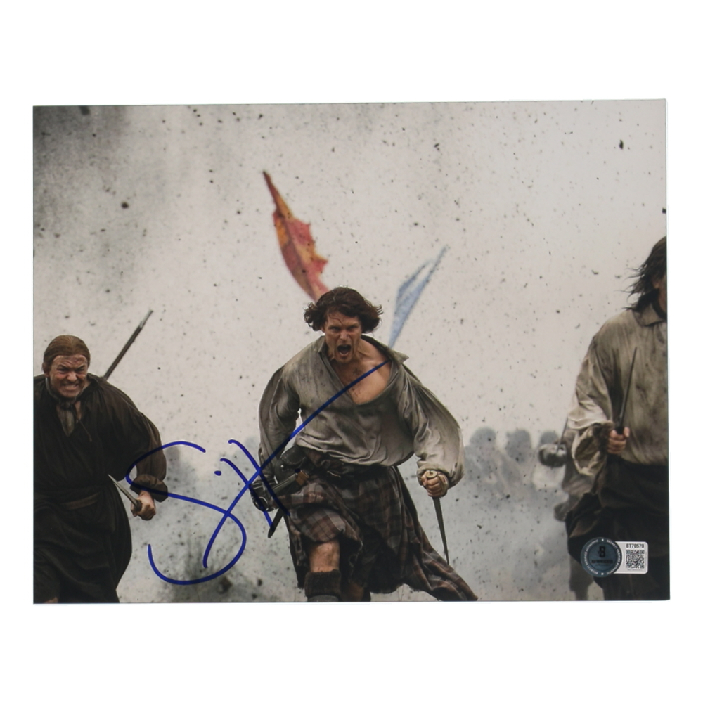 Sam Heughan Signed "Outlander" 8x10 Photo (Beckett) | Pristine Auction