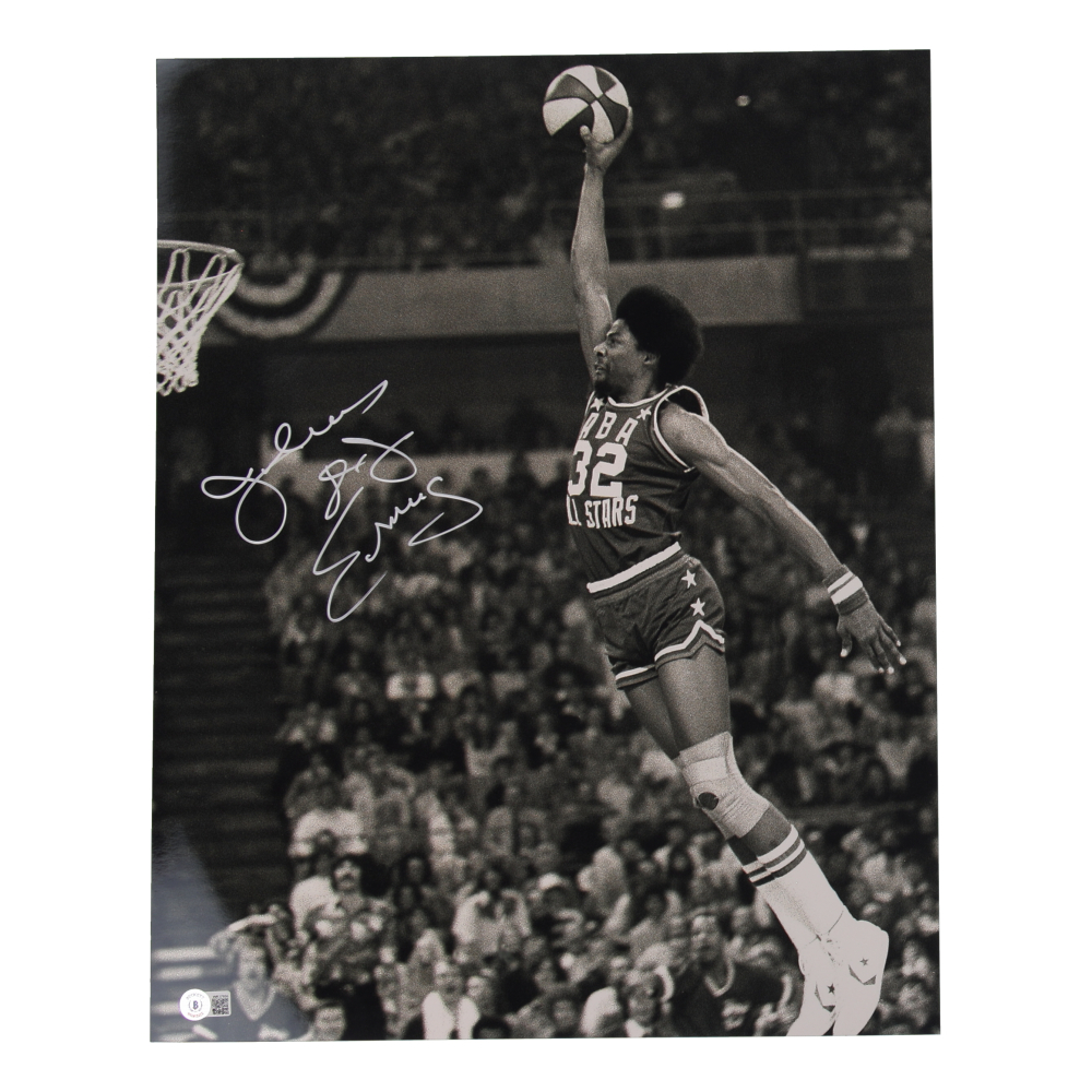 Julius "Dr. J" Erving Signed 76ers 16x20 Photo (Beckett) | Pristine Auction