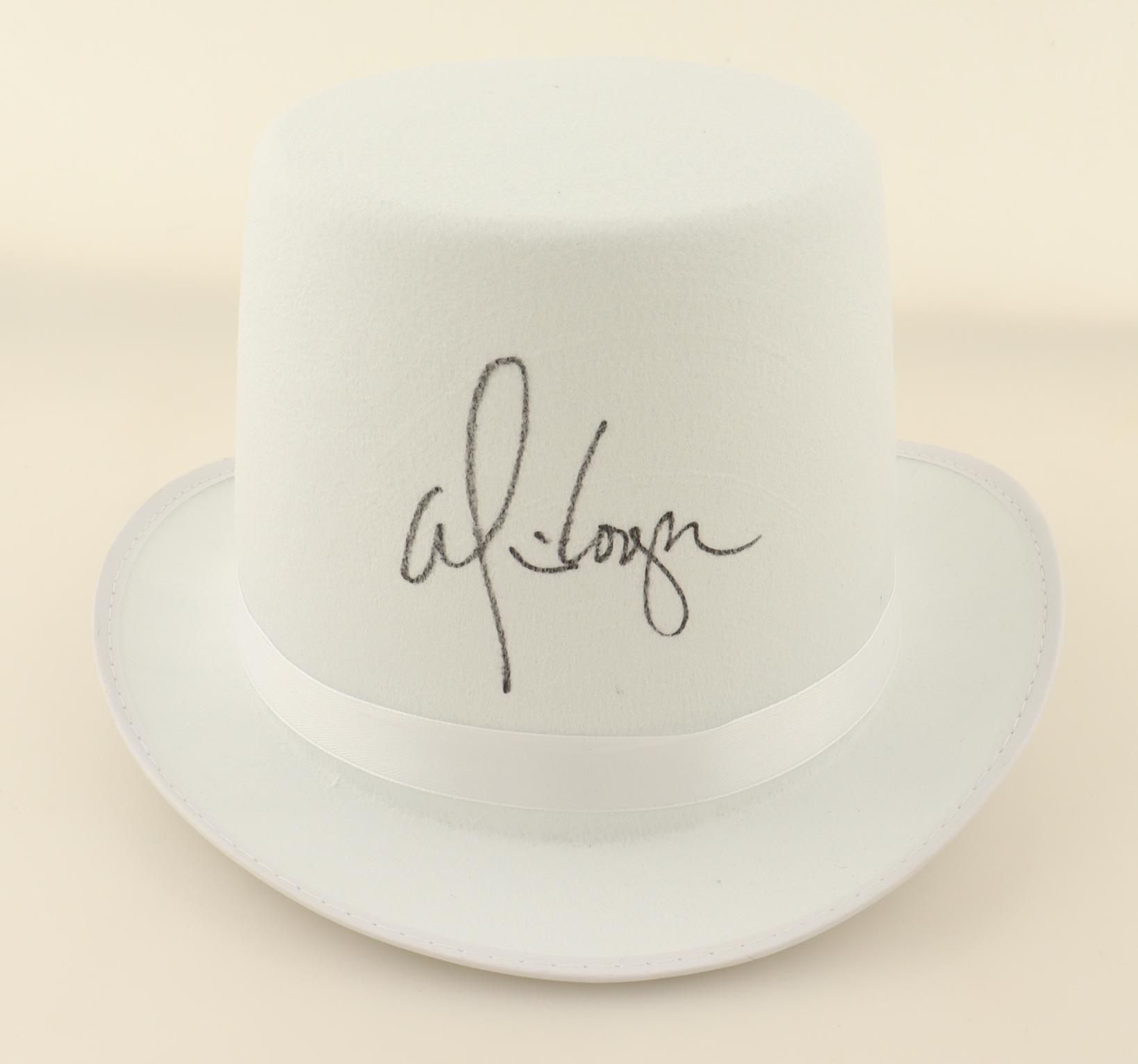 Alice Cooper Signed Top Hat (Beckett) | Pristine Auction