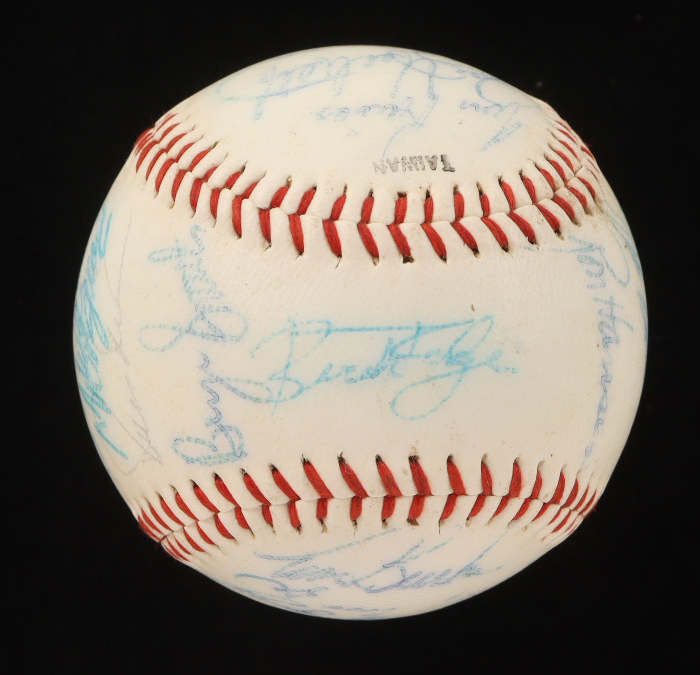 1985 Expos Team-Signed (23) Baseball with Andre Dawson, Tim Raines ...
