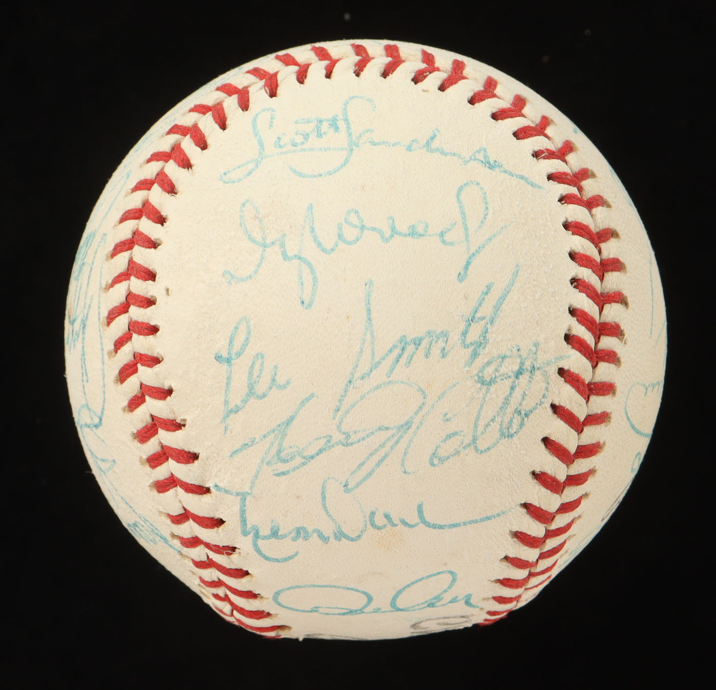 1984 Cubs Team-Signed (26) Baseball with Ryne Sandberg, Dennis ...