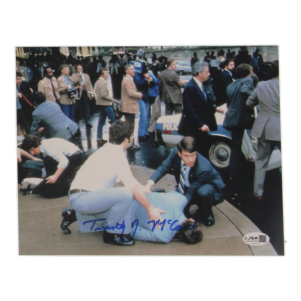 Tim McCarthy Signed Reagan Assasination Attempt 8x10 Photo (JSA ...