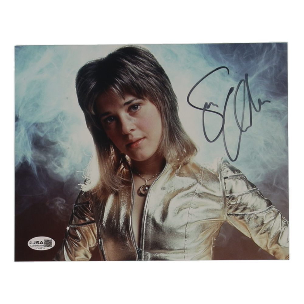 Suzi Quatro Signed 8x10 Photo (JSA) | Pristine Auction