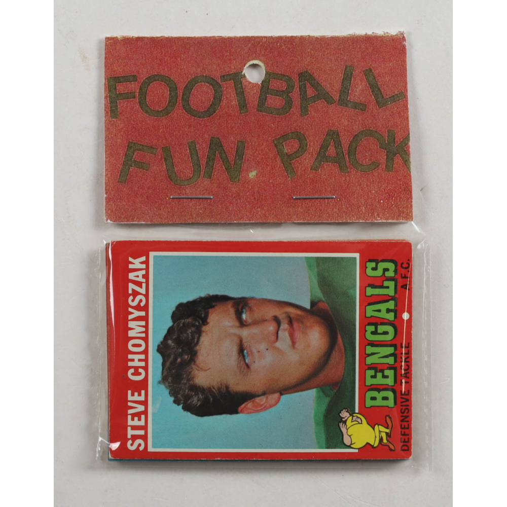 1971 Topps Football Fun Pack with (10) Cards | Pristine Auction
