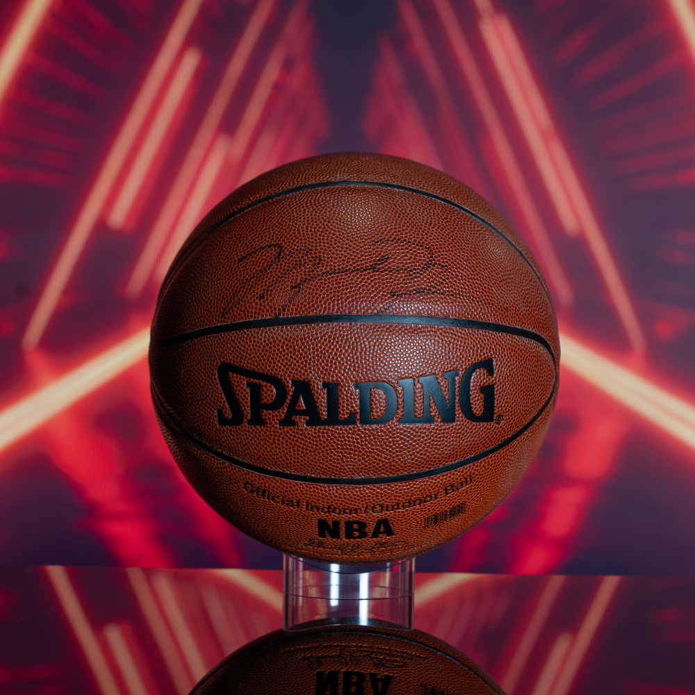 Michael Jordan Signed Spalding Basketball (JSA & GOAT) | Pristine Auction