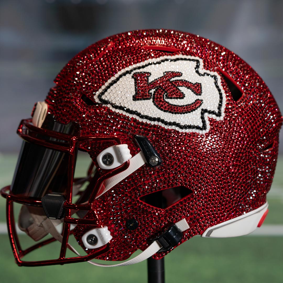 Patrick Mahomes II Signed Chiefs Full-Size Authentic On-Field Custom ...