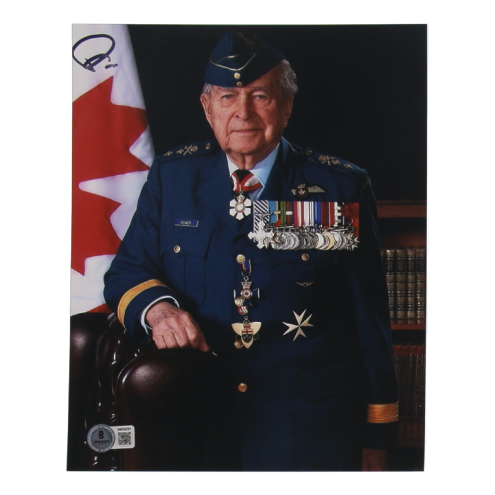 Honorary Lieutenant-General Richard Rohmer Signed 8x10 Photo (Beckett ...