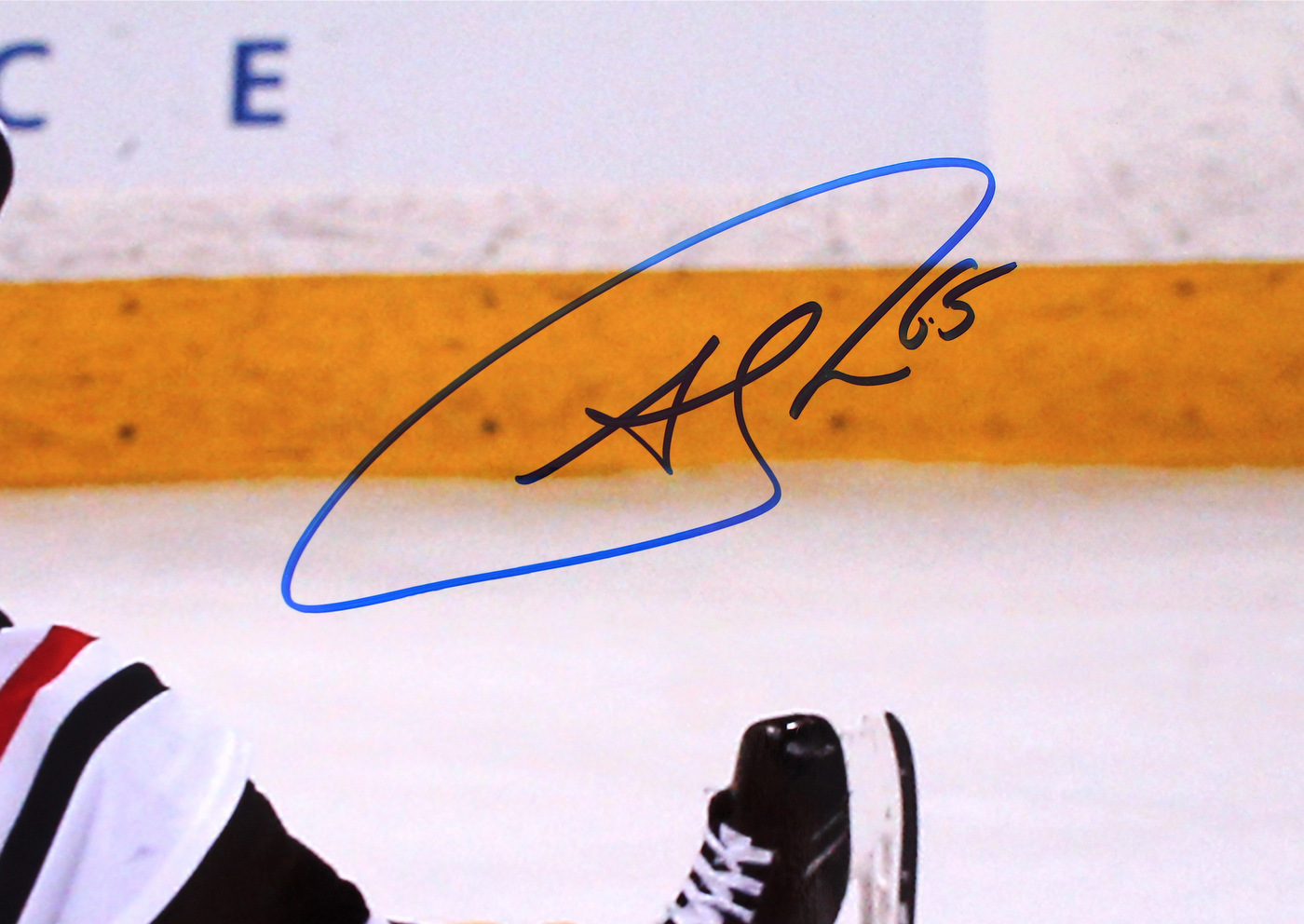 Andrew Shaw Signed Blackhawks 16x20 Photo (Schwartz COA) | Pristine Auction