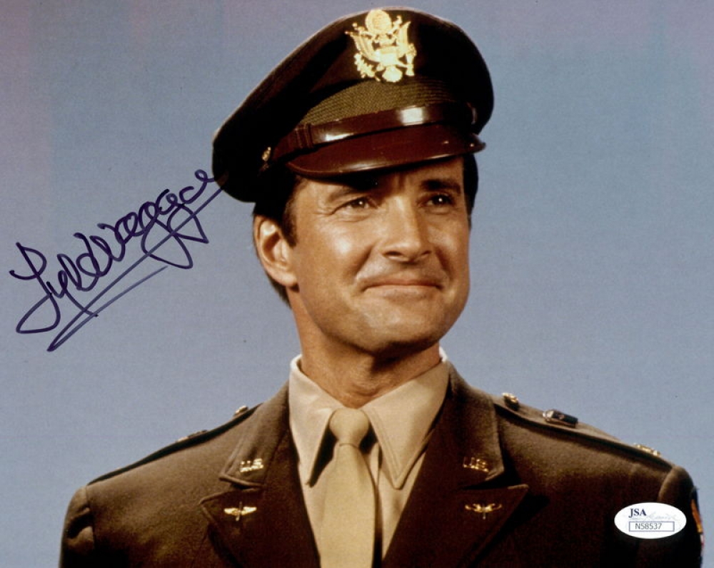 Lyle Waggoner Signed 8x10 Photo (JSA COA) | Pristine Auction