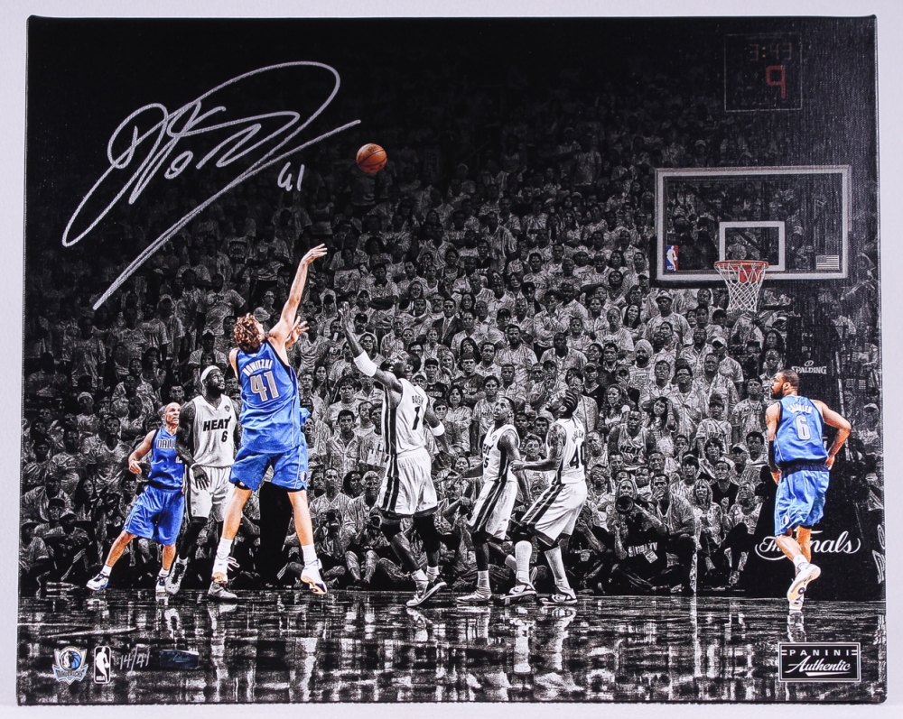 Dirk Nowitzki Signed LE Mavericks "Finals" 16x20 Stretched Canvas ...