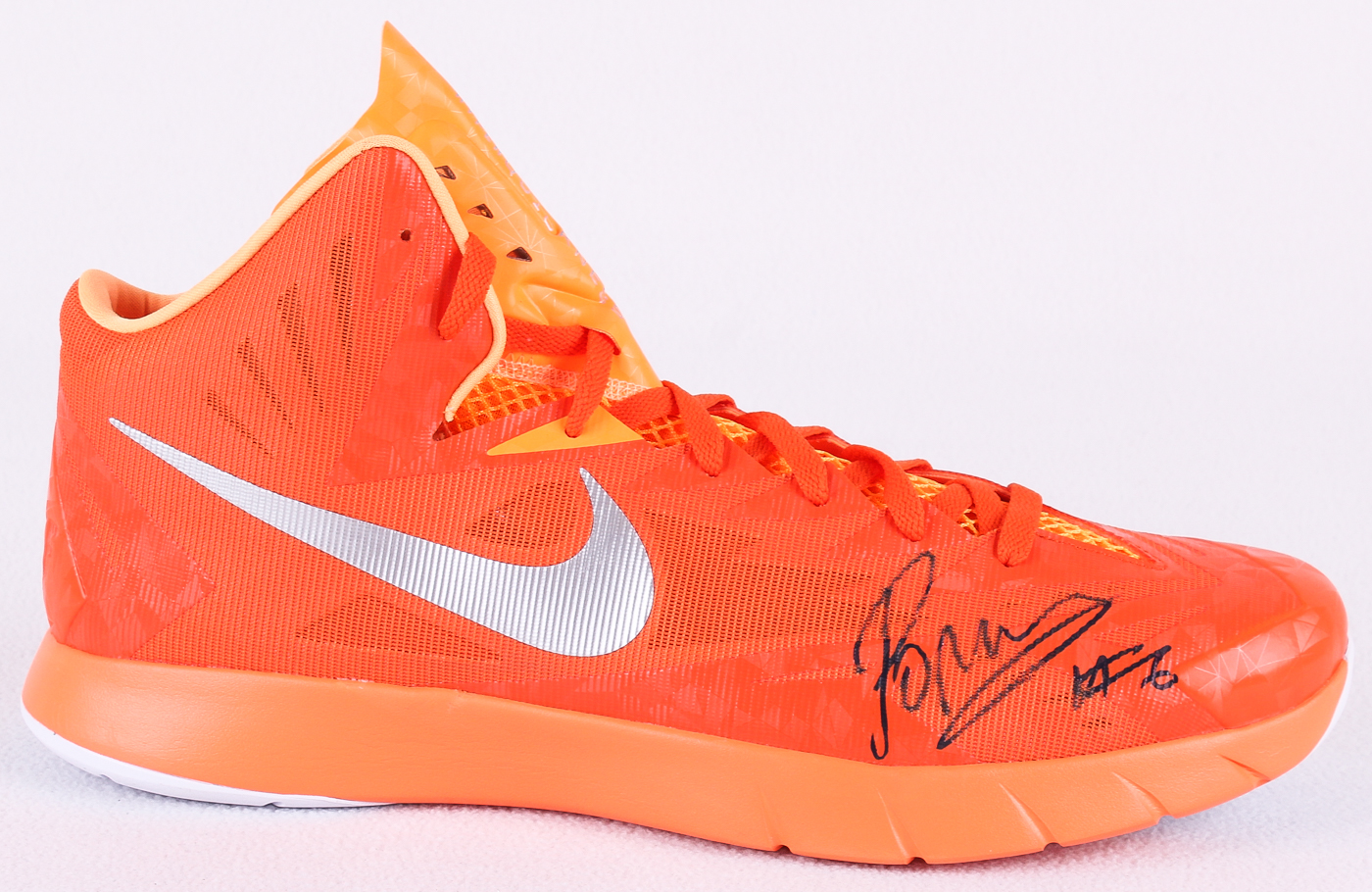 Kristaps Porzingis Signed Nike Basketball Shoe (JSA COA) | Pristine Auction