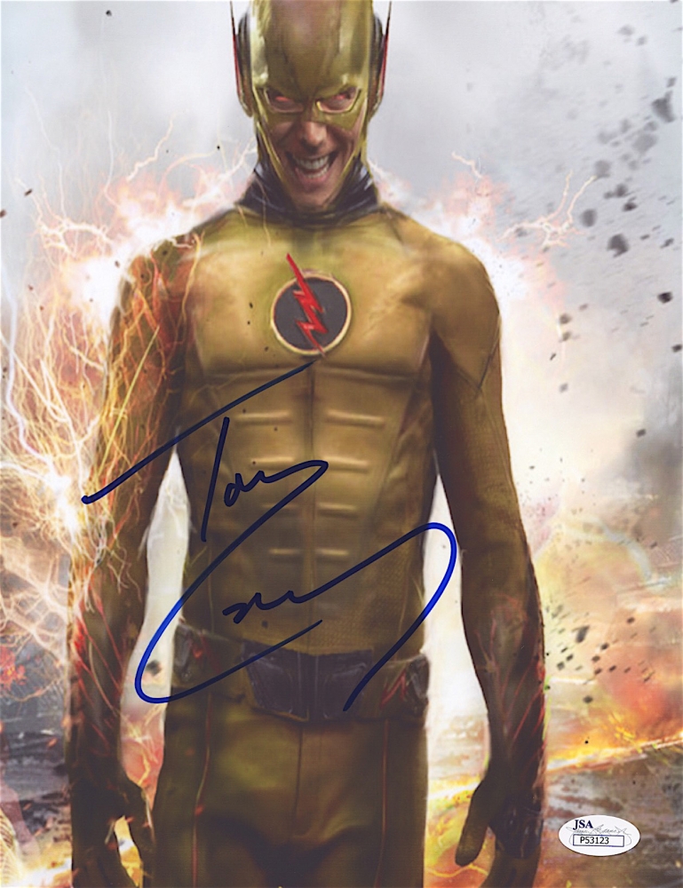 Tom Cavanagh Signed "The Flash" 8.5 x 11 Photo (JSA COA) | Pristine Auction